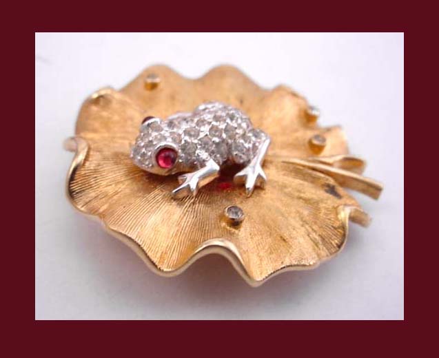 Adorable Panetta Rhinestone Frog on Lily Pad Pin
